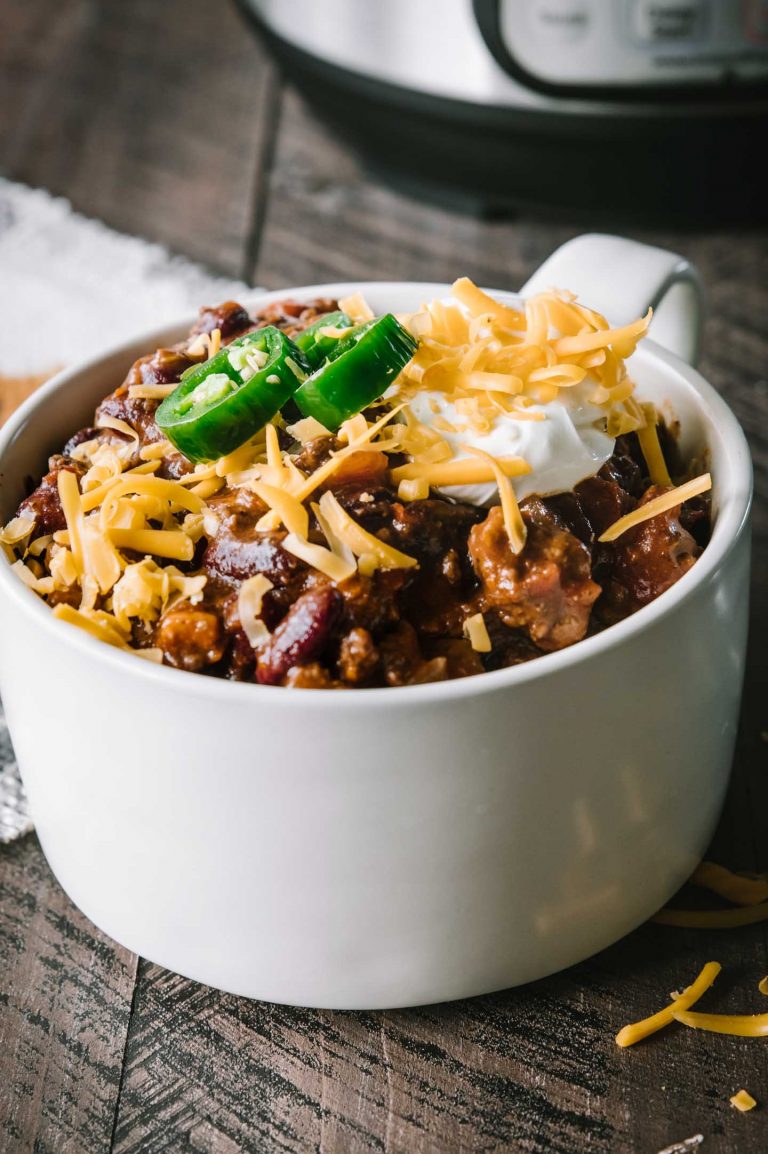 Instant Pot Ground Beef Chili - Urban Foodie Kitchen